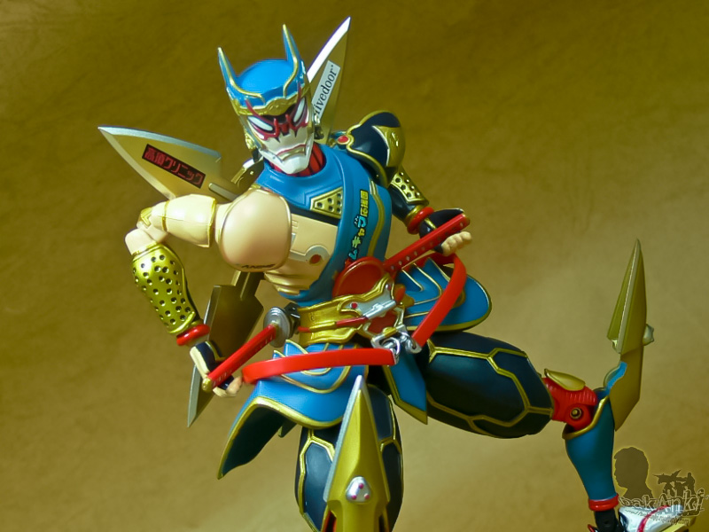 bakAnki: [FiguReview] SHFiguarts Origami Cyclone